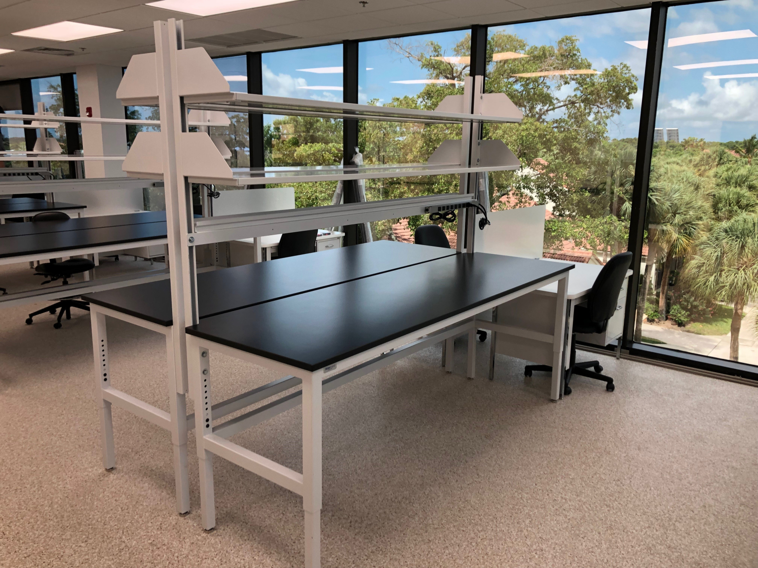 INSTOCK Products - LF Systems